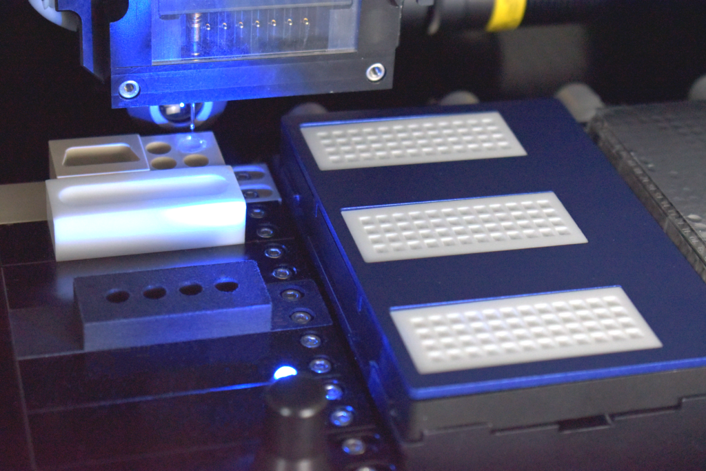 SCIENION & Cellenion launch the proteoCHIP LF 48, for label-free single ...